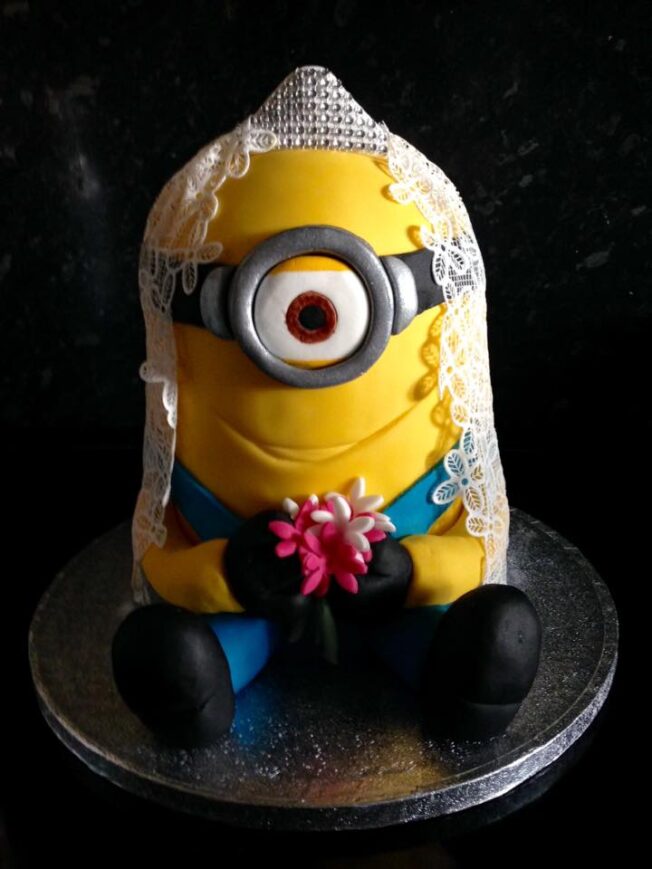Minion Cakes | Members Cake Share - CakeFlix
