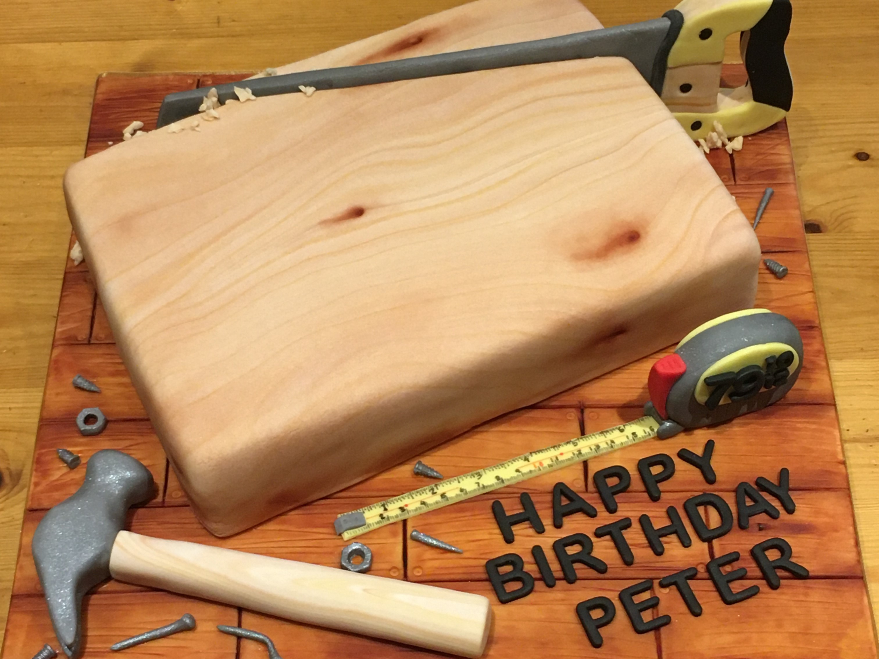 Woodworking-Cake - CakeFlix