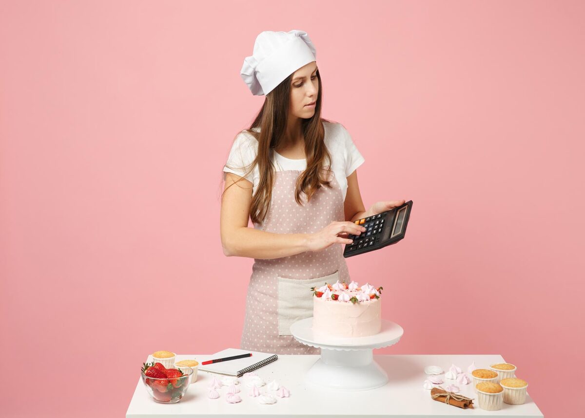 Cake Calculators on CakeFlix - ganache, recipe calculations and portions